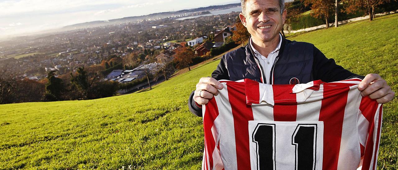 Eloy, con Gijón siempre al fondo - La Nueva España