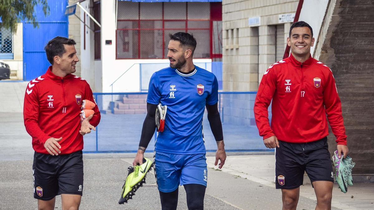 Jesús Clemente ve "cerca" una victoria del Eldense, pero asume que tienen "cuatro finales"