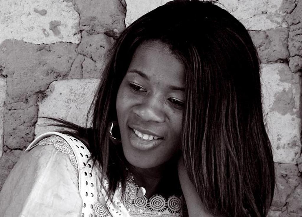 Infancias robadas - Woman