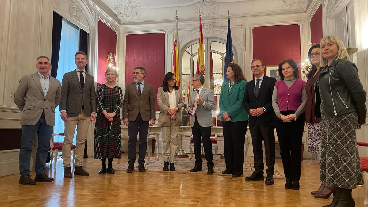 El Síndic denuncia retrocesos en Transparencia y dependencia con el ...