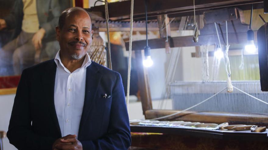 Ali Moussa-Iye: "Creemos tener en nuestro móvil todo el conocimiento y ...