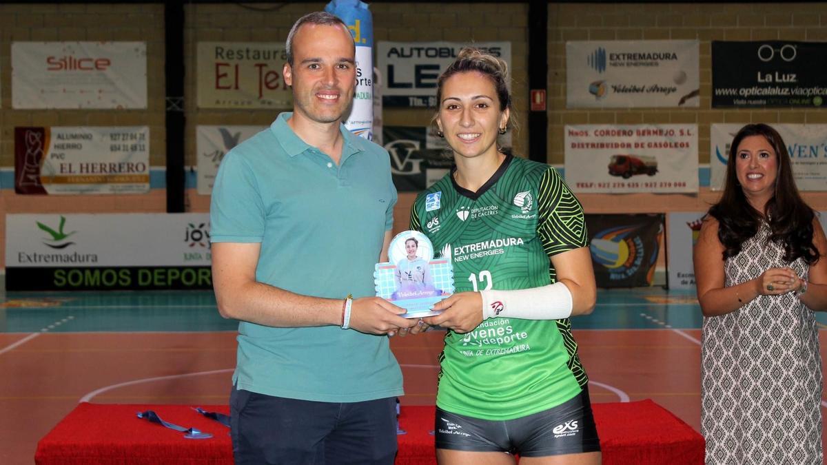 Isa Espino, satisfecha con la preparación del Arroyo