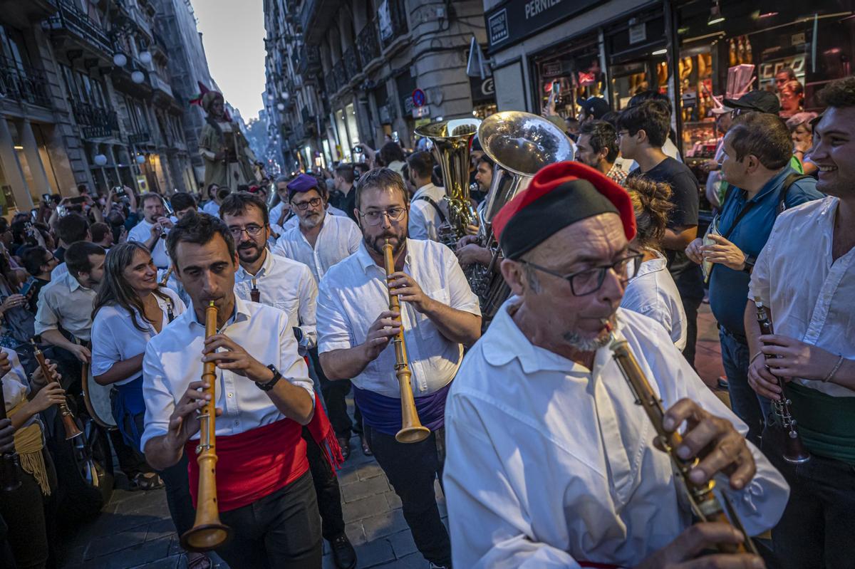 Empieza La Mercè 2023 con el 'Toc d'Inici' | FOTOS