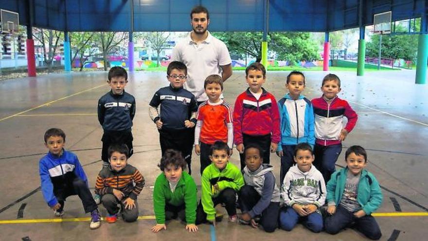 El Colegio Versalles resiste