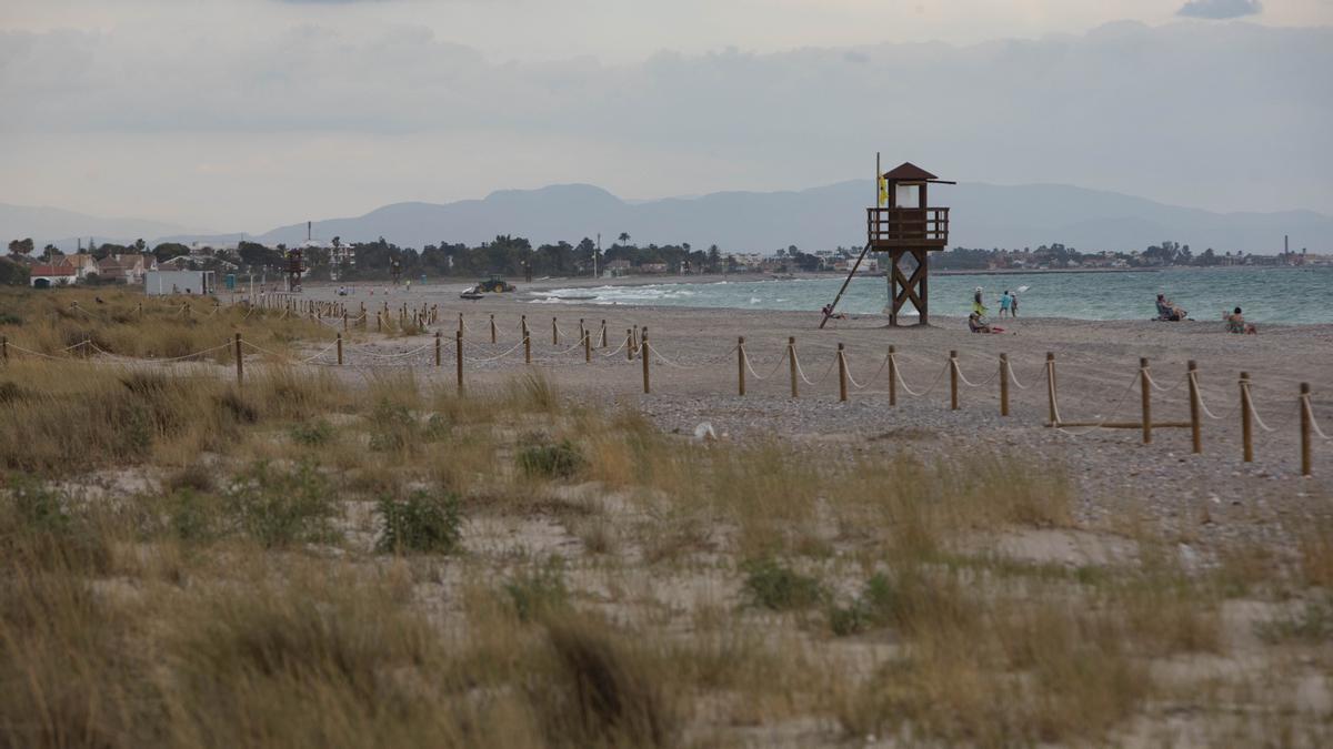 PLANES | La playa de la Almarda en Sagunt