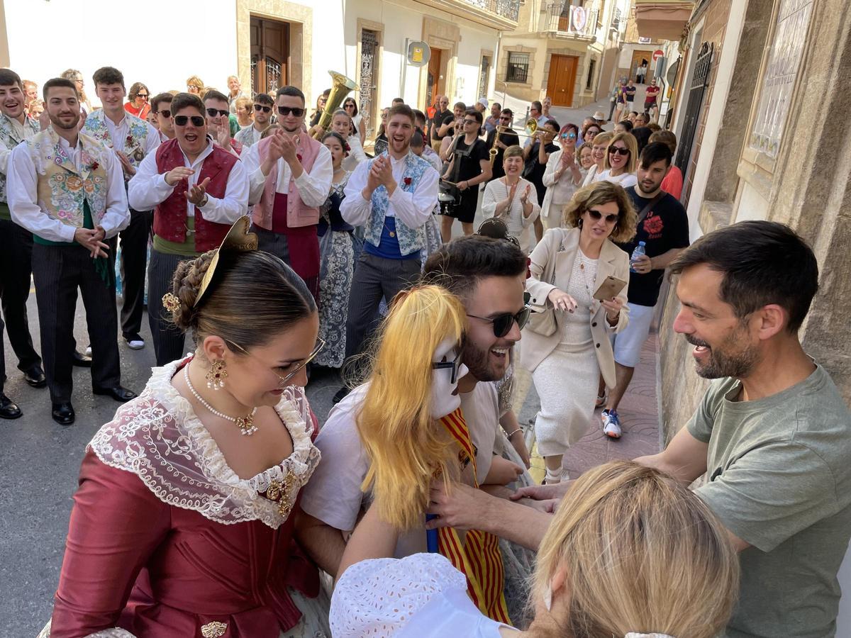 Els alcaldes de Sant Pancraç de Benitatxell ordenen que els homes es ...
