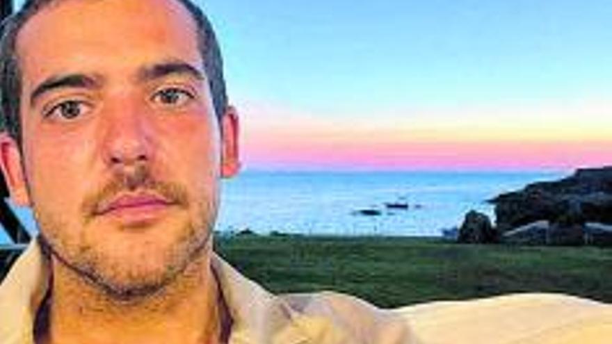 Cómo pasan el verano los pijos de ‘First class’ - Faro de Vigo
