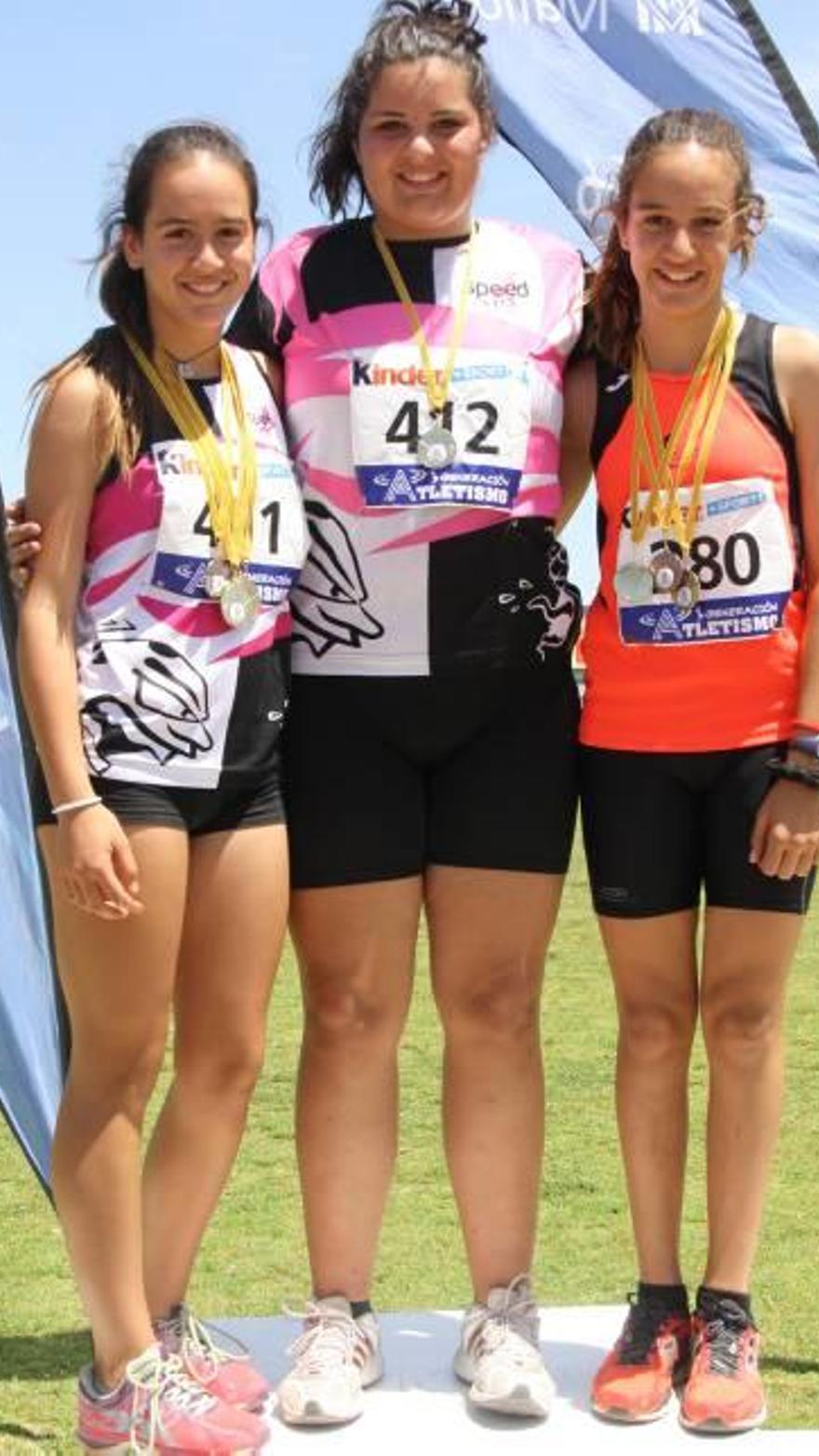 Daniel Castilla logra tres títulos en el Regional e Insular infantil