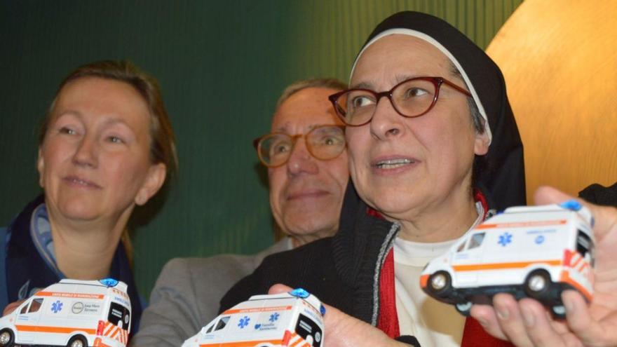 Sor Lucía Caram mandará una flotilla de ambulancias y 4x4 con ayuda ...