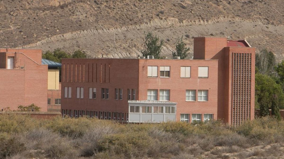 Un brote en la prisión de Fontcalent detecta 121 positivos