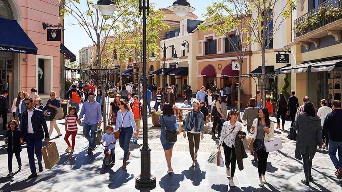 Los cuatro motivos para no dejar de visitar Las Rozas Village este puente