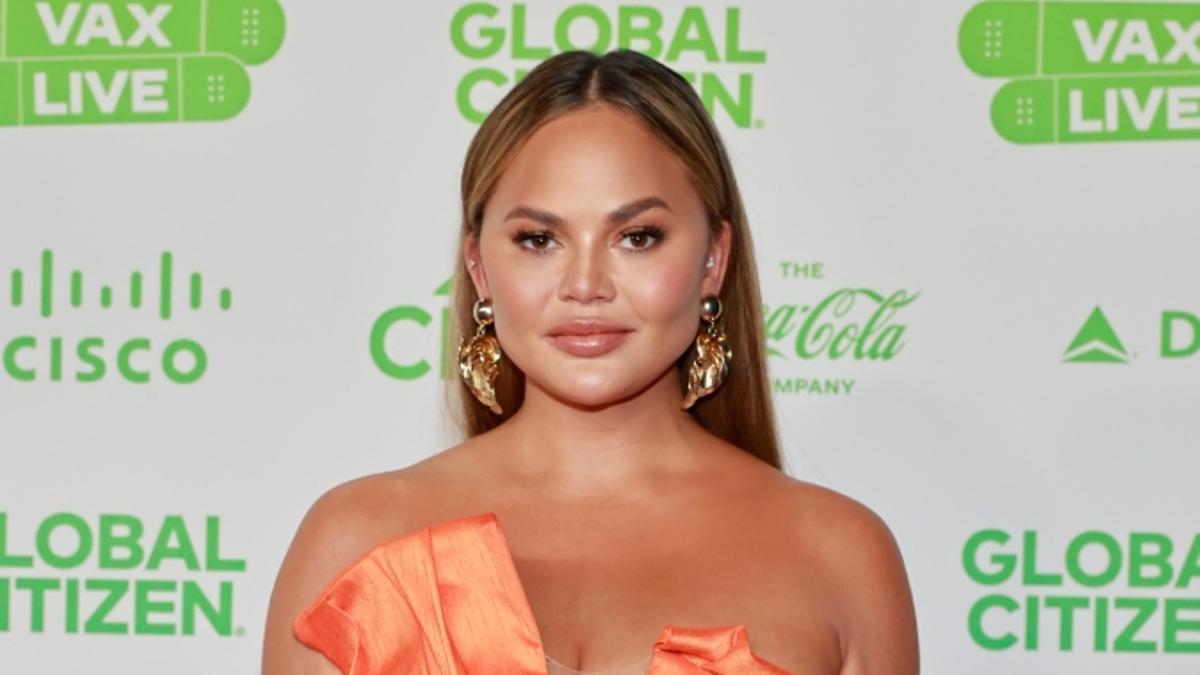 Chrissy Teigen confiesa haber superado el escándalo de ciberacoso: "Voy ...