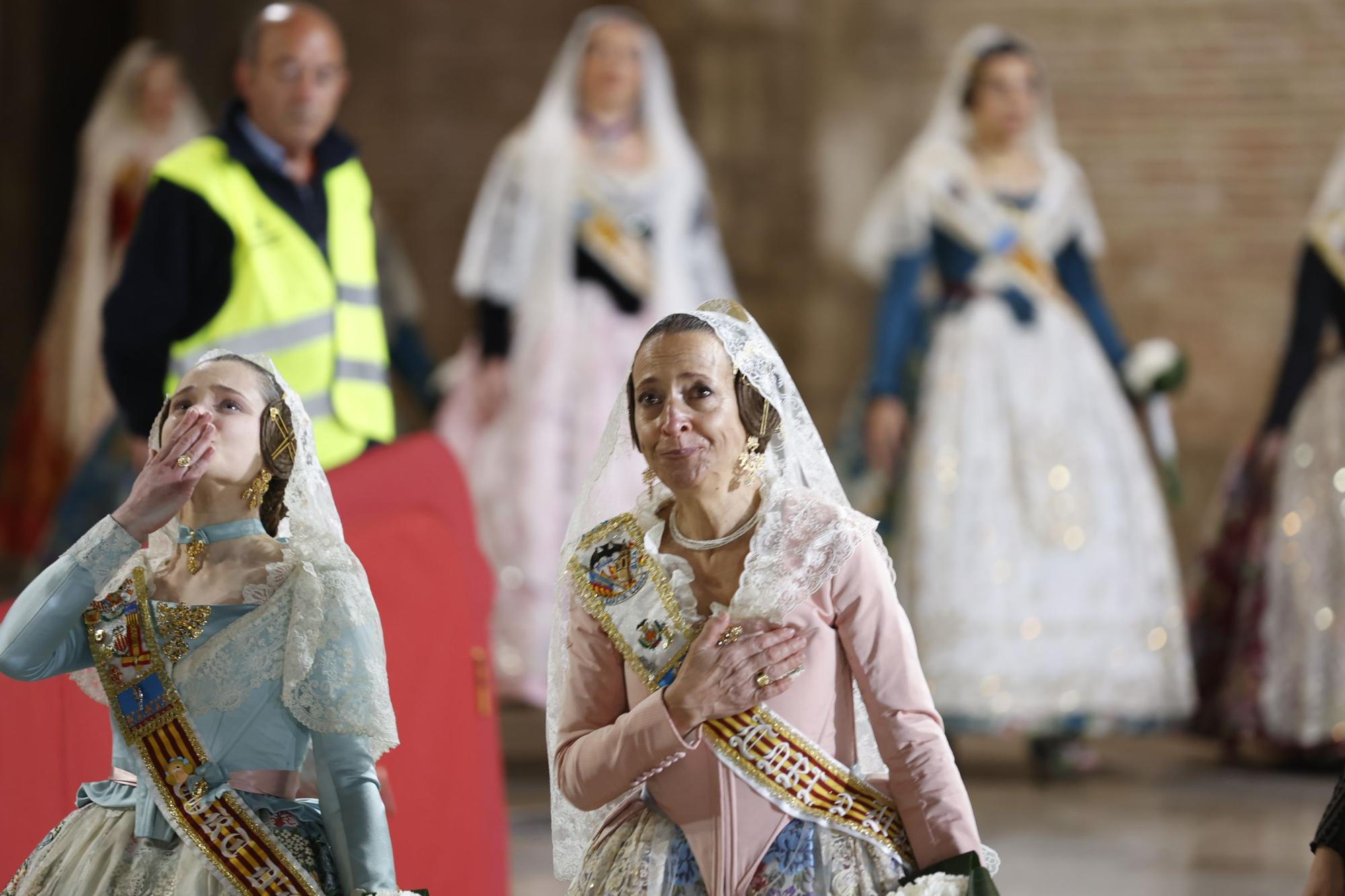 Ofrenda Fallas 2023 | Las fotos más emotivas y especiales del 17 de marzo