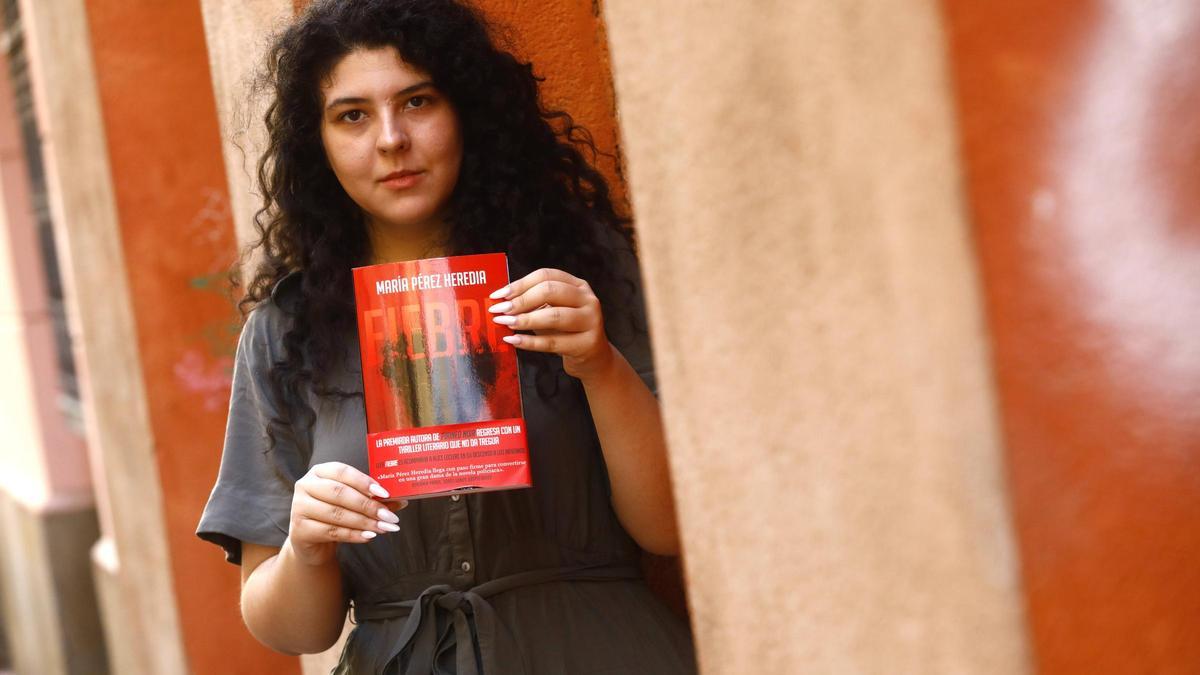 Libros en Aragón | María Pérez Heredia (autora de 'Fiebre'): "Si el ...