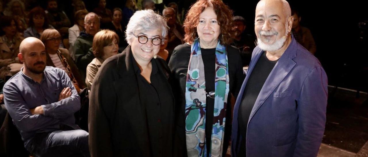 Leonardo Padura presenta en Gijón su novela "más policiaca", "Personas ...