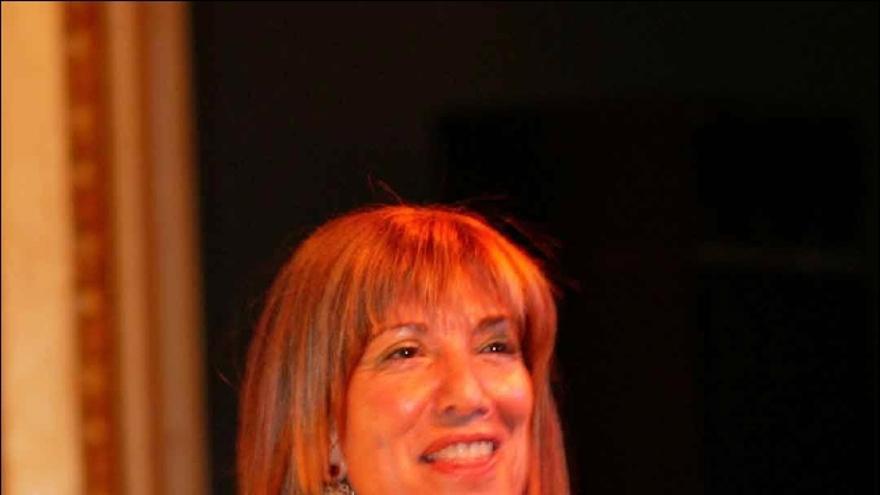 María Salgado publica el disco "Amor a Cuba", con música popular de ...