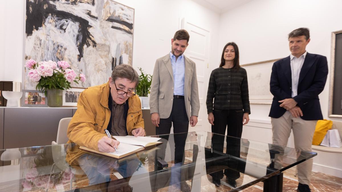 El Instituto Cervantes prepara un gran recital poético en Gandia que ya ...
