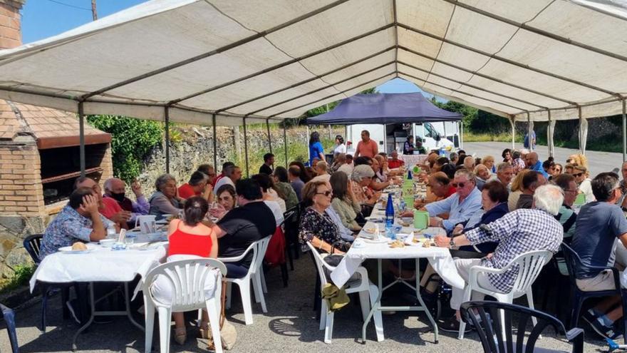 Comida vecinal con sabor gallego en El Pito