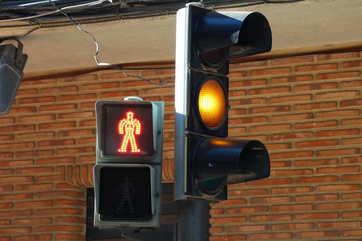 Torrent instala semáforos inteligentes para facilitar el cruce a invidentes