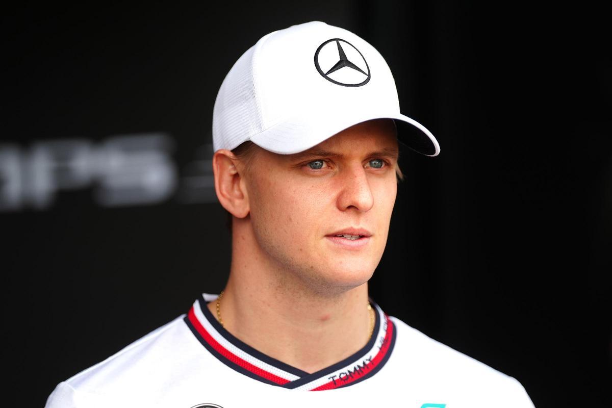 Bootsausflug in Port d'Andratx: Mick Schumacher datet wohl neue ...