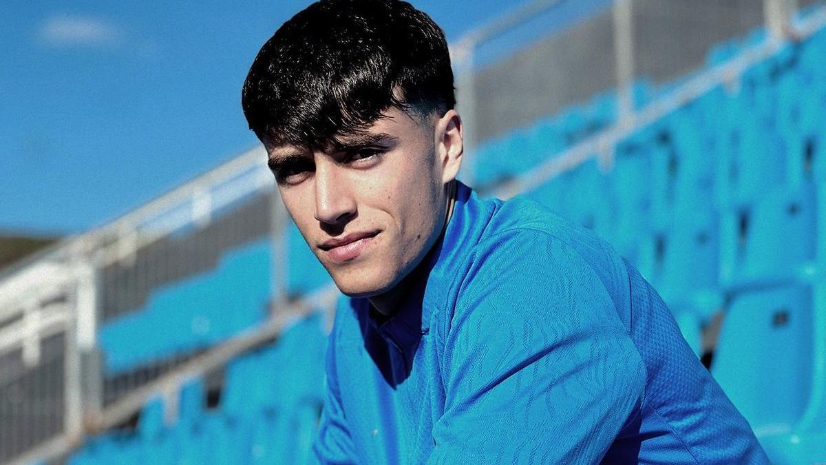 El lateral José Albert ya entrena con la UD Ibiza