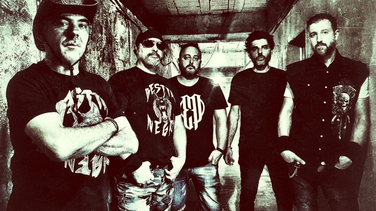 La "Bestia negra" descarga su "Animal Domination" este sábado en Oviedo