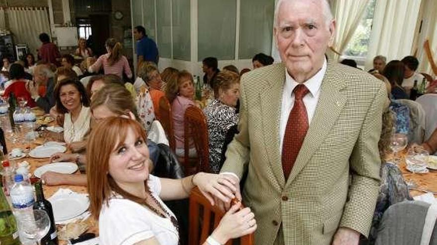 Fallece a los 86 años de edad el doctor Angulo, referente en la ...