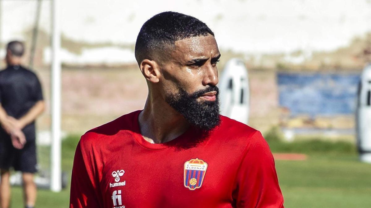 Fichajes | El Eldense inscribe a Poloni para jugar contra el Eibar en ...