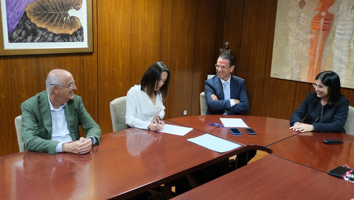 AYUNTAMIENTO LPGC: La nueva directora general de Aguas toma posesión de su cargo