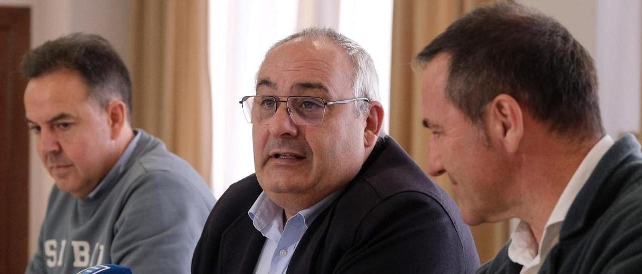 Javier Brea se ofrece para "devolver la voz a los afiliados del PP"