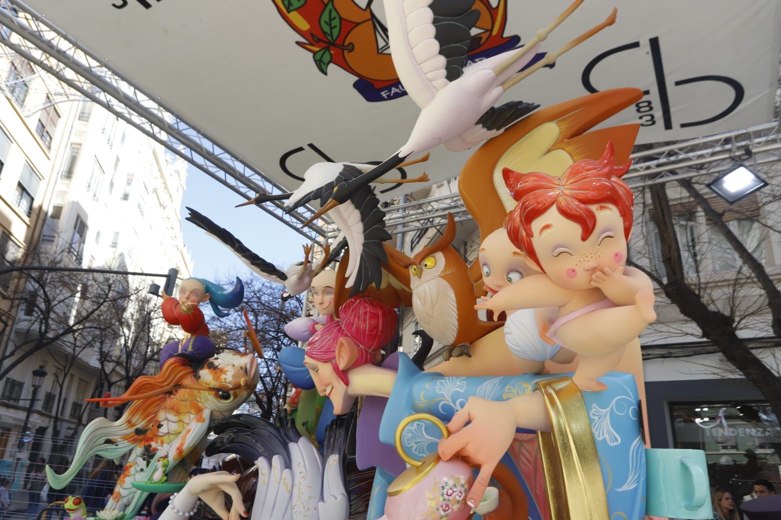 Císcar-Burriana homenajea a la medicina con su falla infantil