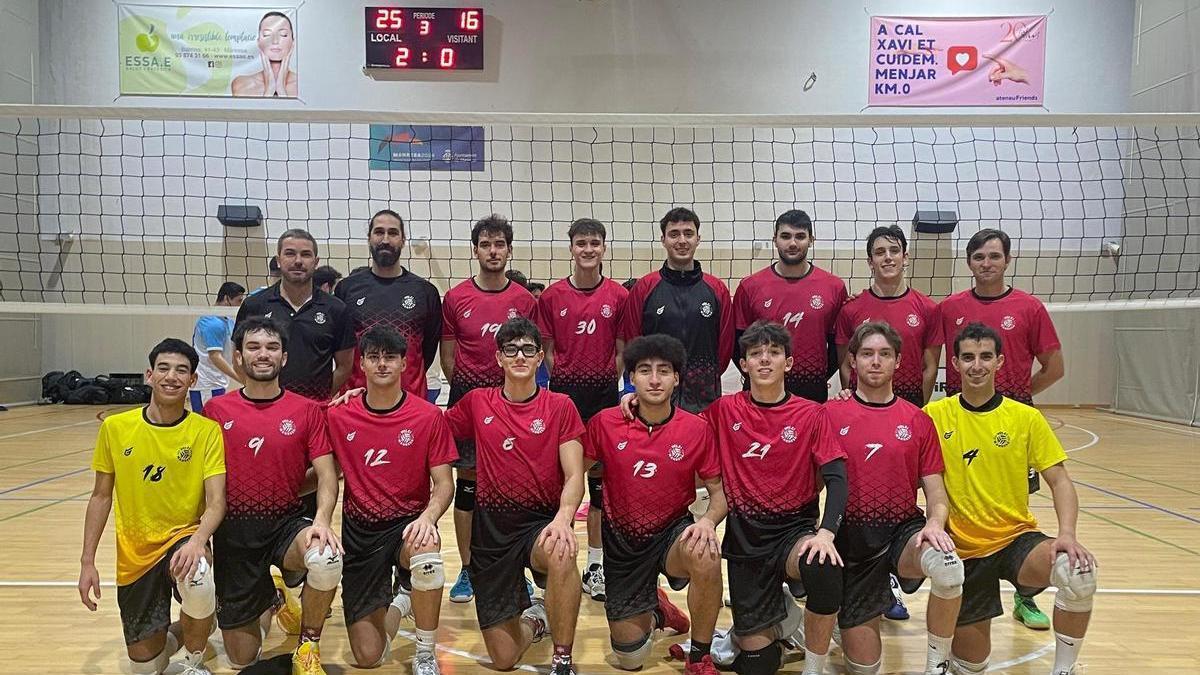 VOLEIBOL MANRESA | Victòria contundent de l'AE Vòlei Manresa que salta ...