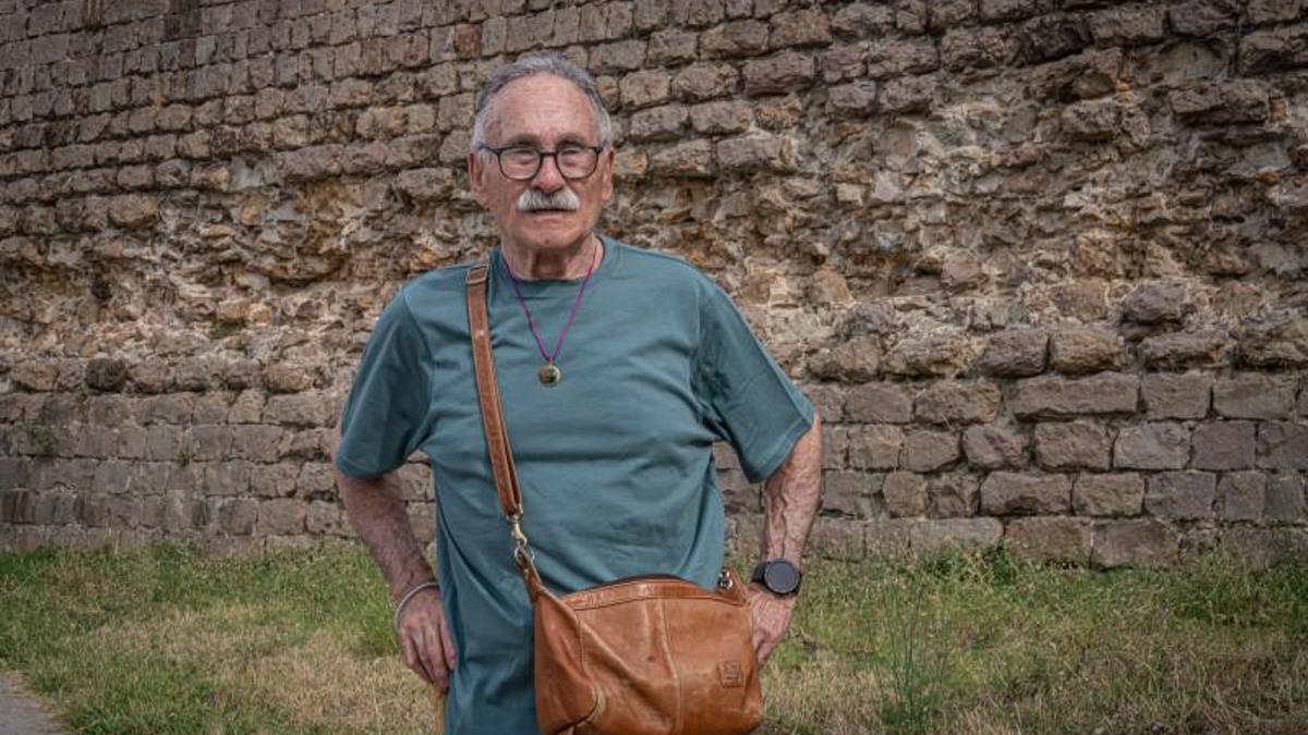 Un supuesto paredón franquista permanece olvidado en el exterior del ...