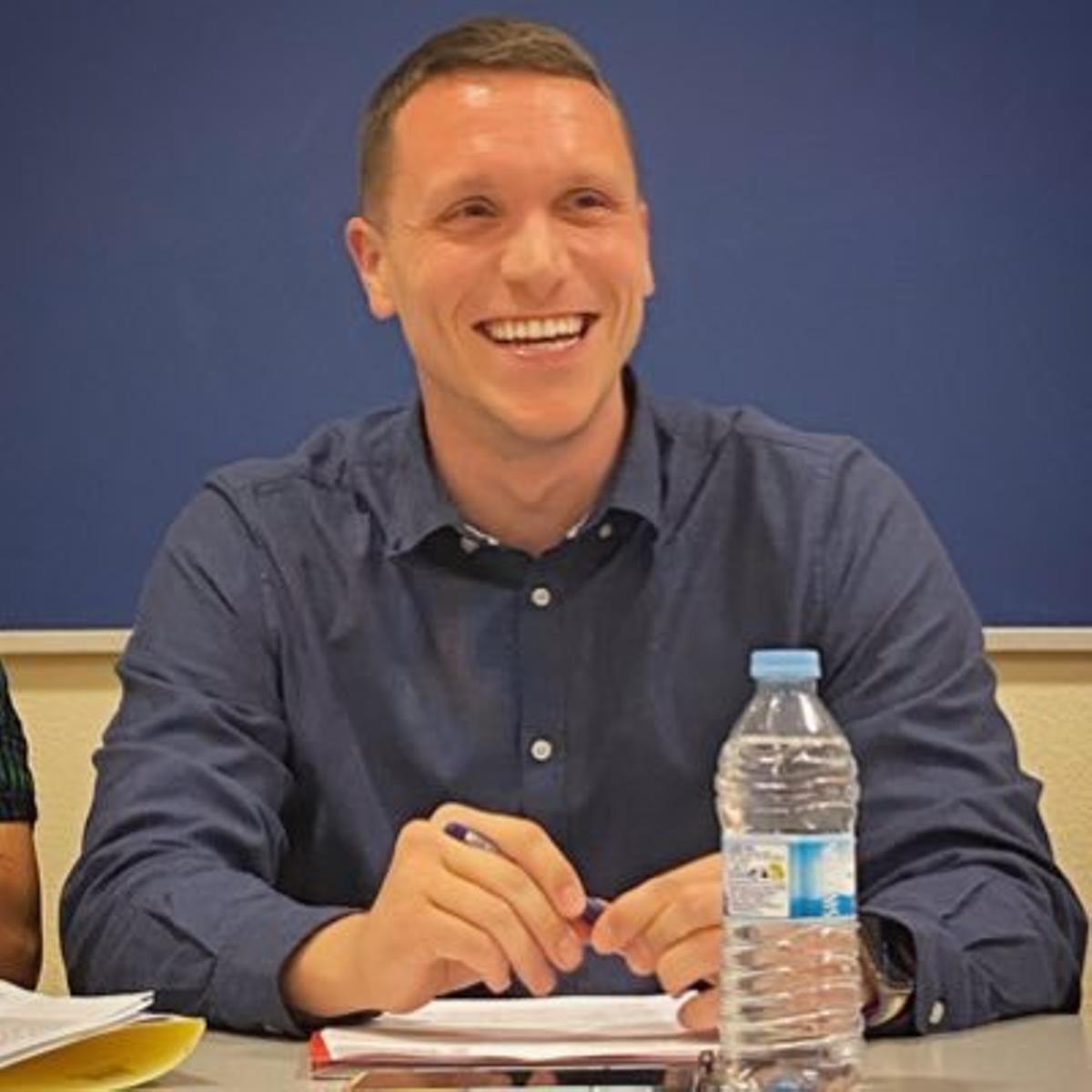 PSOE SANTIAGO | Aitor Bouza, el primer candidato en mover ficha para ...