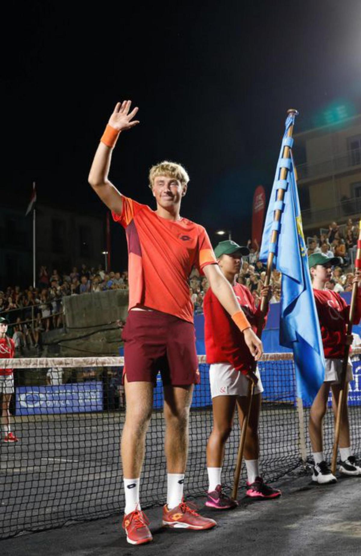 Butvilas impide que un Avendaño vuelva a reinar en la arena de Luanco