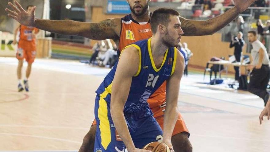 La fortaleza en casa, a prueba hoy contra Navarra