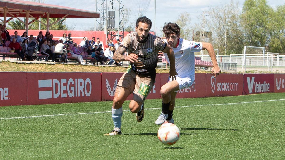 El Ciudad de Lucena se lleva un punto del pulso ante el Sevilla C