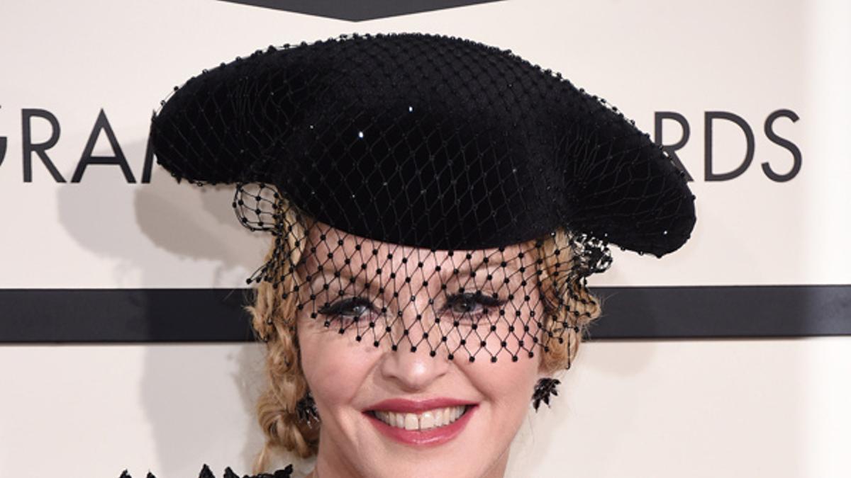 ¿Quién es la próxima estrella que se subirá al 'Karpool Caraoke'? - Woman