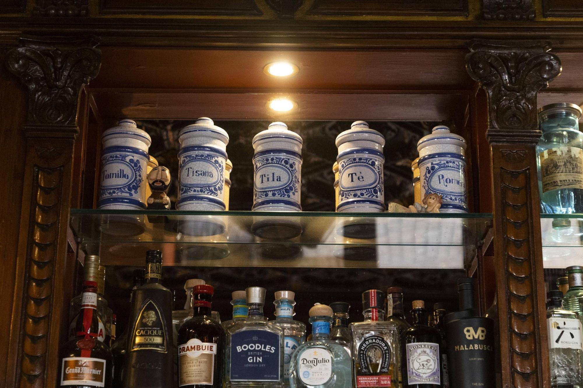 Una ruta histórica por las boticas más antiguas de València