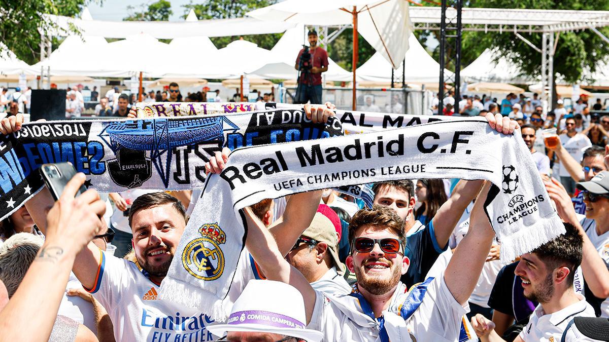 Los aficionados madridistas invaden Sevilla a la espera de la gran final