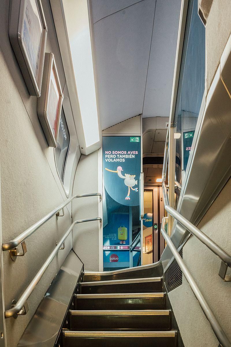 Así es el tren de Ouigo, con "cielo" y "tierra" - El Periódico de Aragón