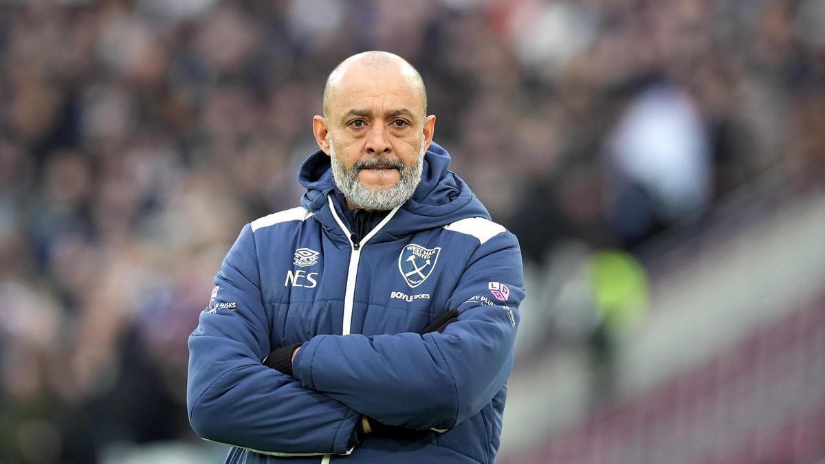 Dos exjugadores del Deportivo se unen para salvar desde el banquillo a ...