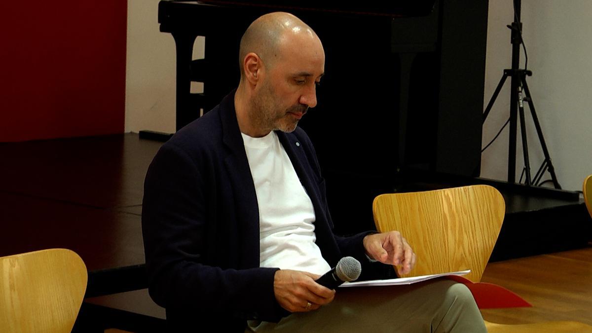 Javier Menéndez explica el mensaje de la próxima programación