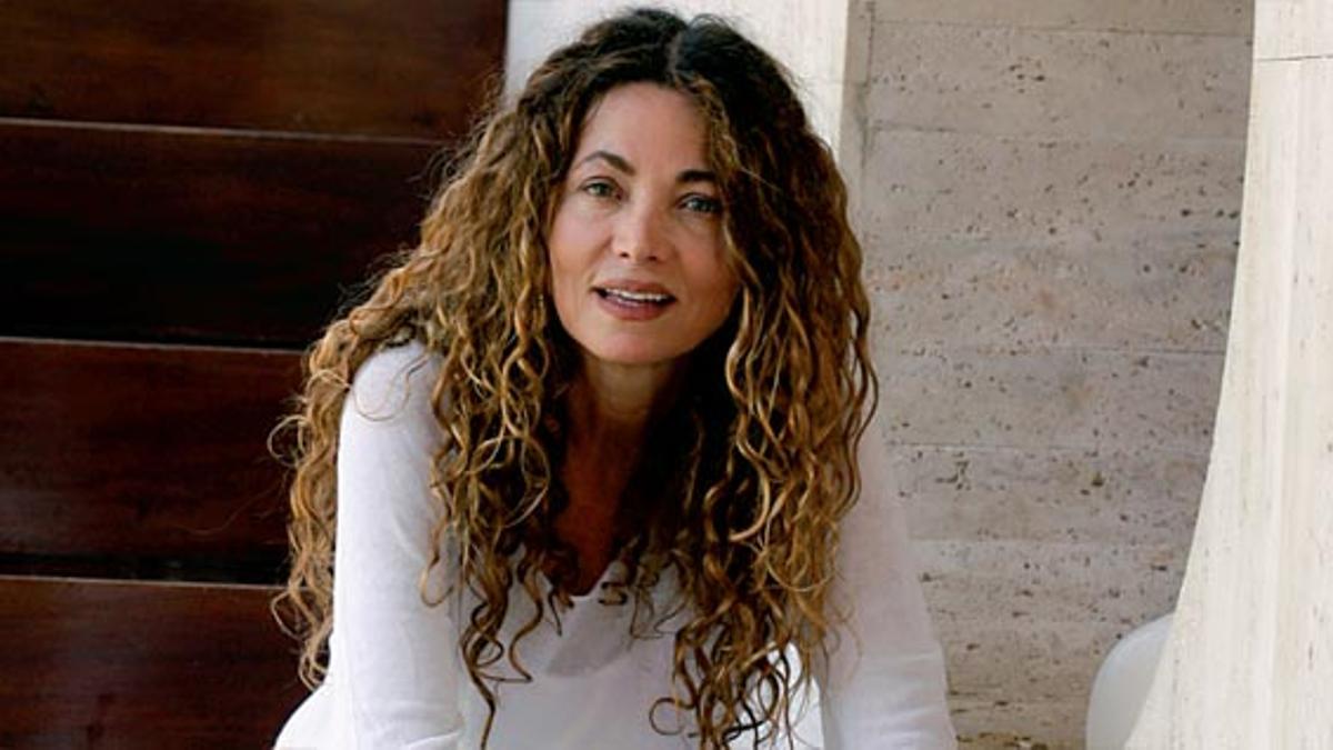 Ángela Becerra radiografía los sentimientos