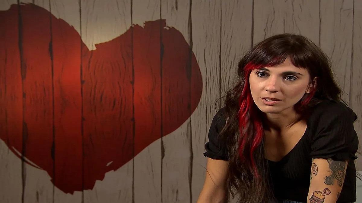 Soltera queda horrorizada al saber quien le ha tocado de cita en First ...