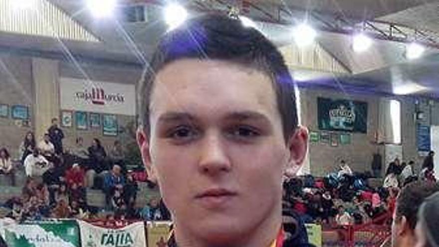 Iván Álvarez, llamado para la selección promesas de lucha