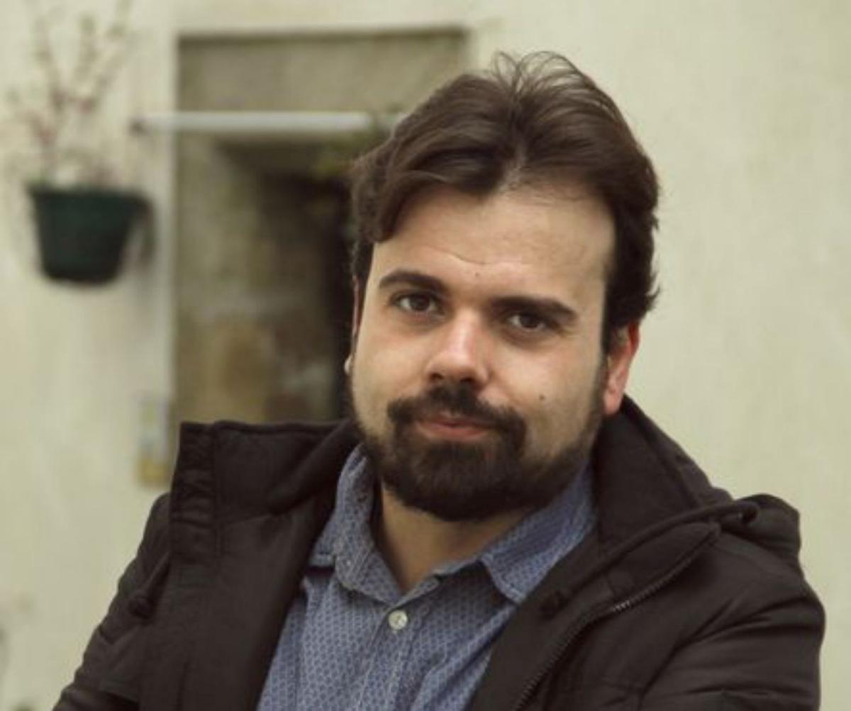 O xornalista Alberto Ramos gaña o XVIII Premio Narrativa Breve Repsol con ‘Pirotecnia’