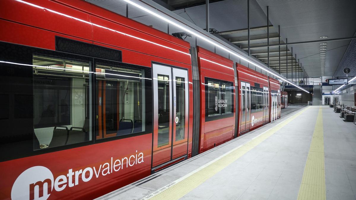Alerta roja en València | Metrovalencia funcionará este lunes con ...