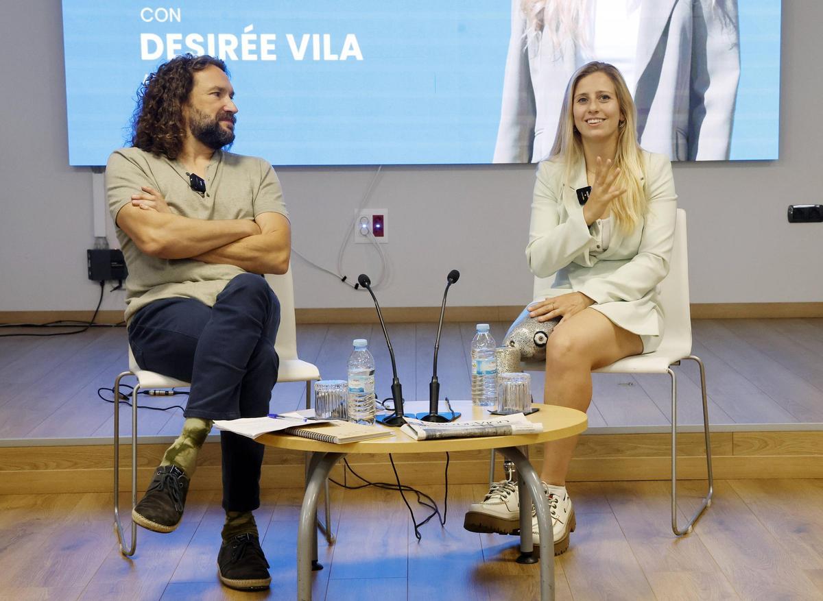 Encuentro suscriptores Faro de Vigo | Desirée Vila: «Sonreír es mi ...