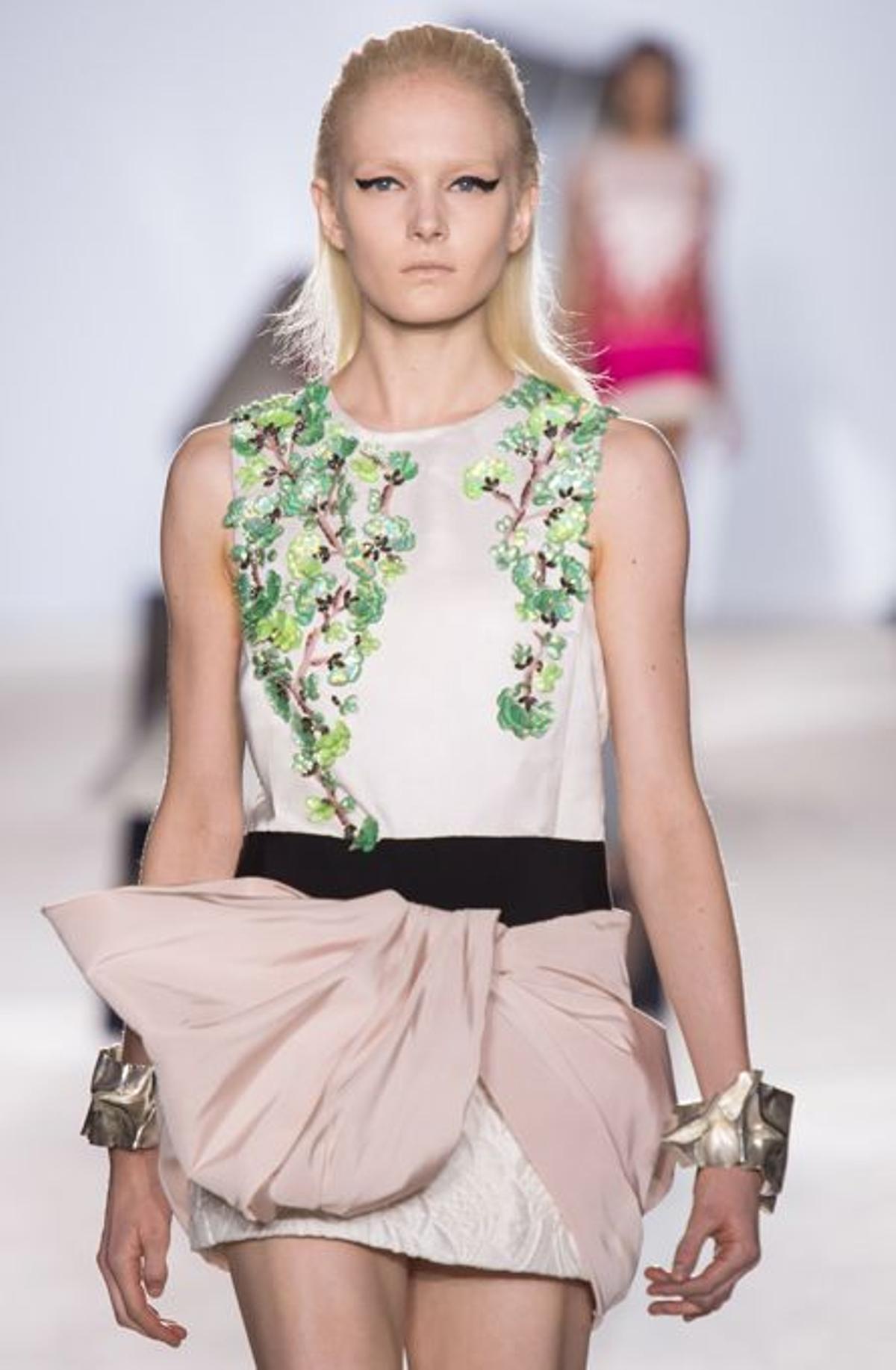 El jardín de Giambattista Valli - Woman
